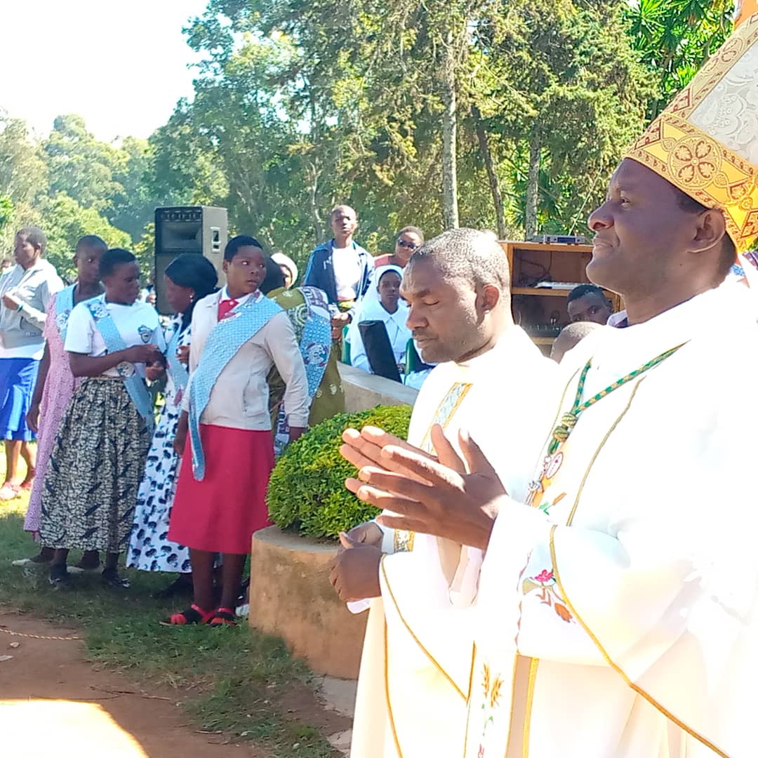 Vocations Day 2024: “Called to sow seeds of hope to build peace ...